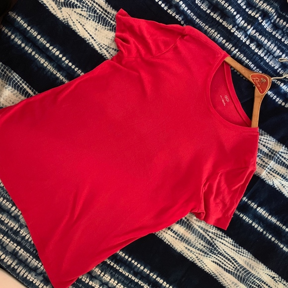1901 | Tops | 91 Basic Red Tshirt | Poshmark